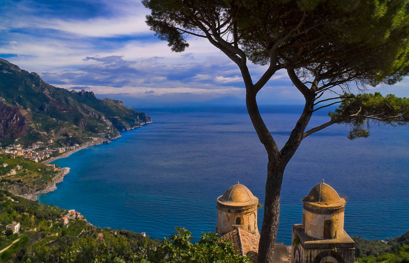 Along the Amalfi Coast Along the Amalfi Coast